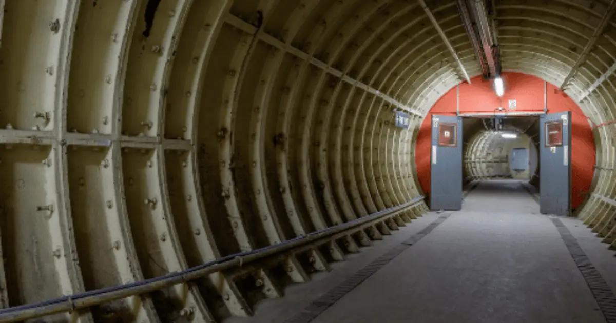 Living in a bunker for several months with the Bunker Swiss solution